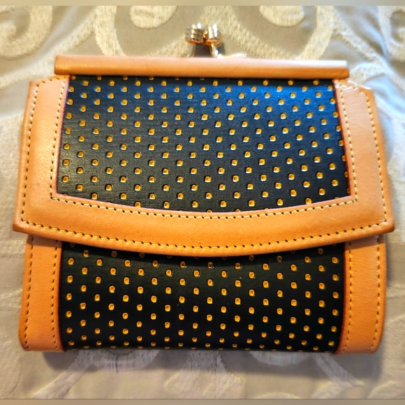 Dooney & Bourke | Bags | Vintage Dooney Bourke Trifold Wallet | Poshmark
